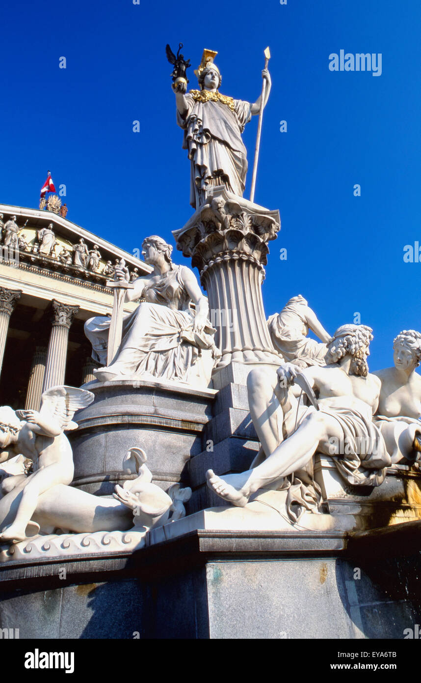 Statue Outside Parliament Building Stock Photo - Alamy