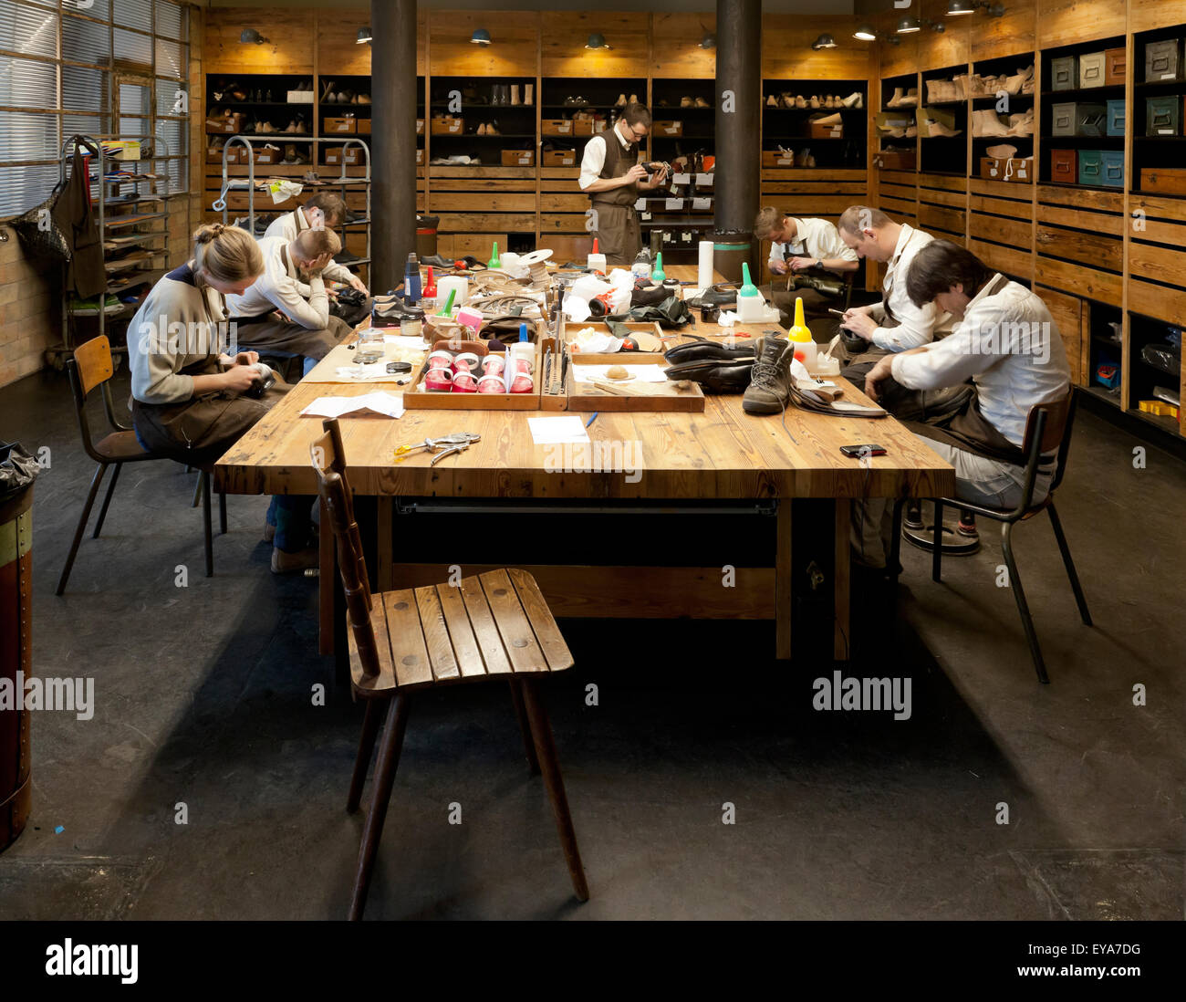 Berlin, Germany, apprentices in the workshop of -Meisterschuh Stock ...