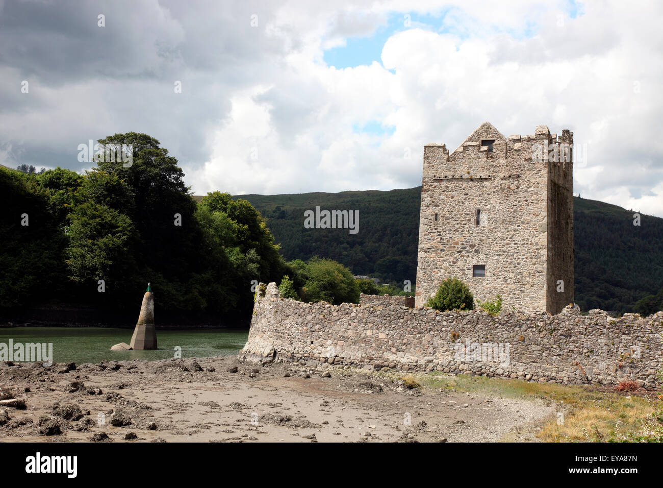 Narrow Water Castle built in 1560s at the entrance to the Newry River ...