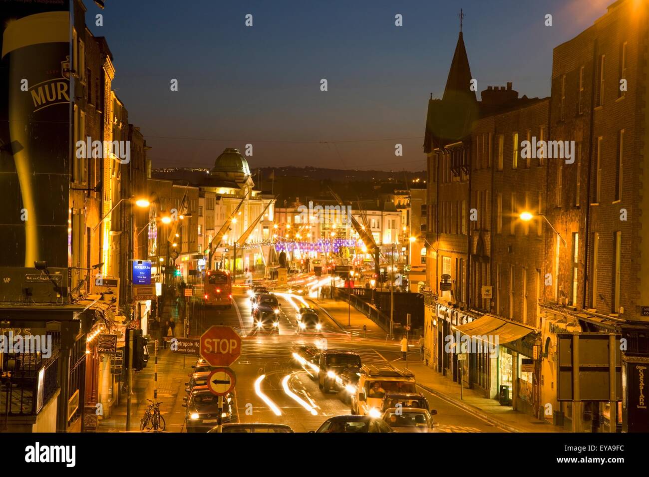 Cities evenings nights signs hi-res stock photography and images - Alamy