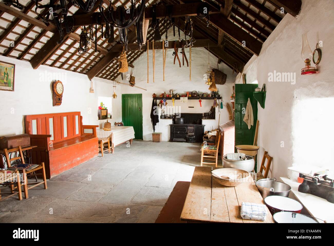 Seats and tables inside house hi-res stock photography and images - Alamy