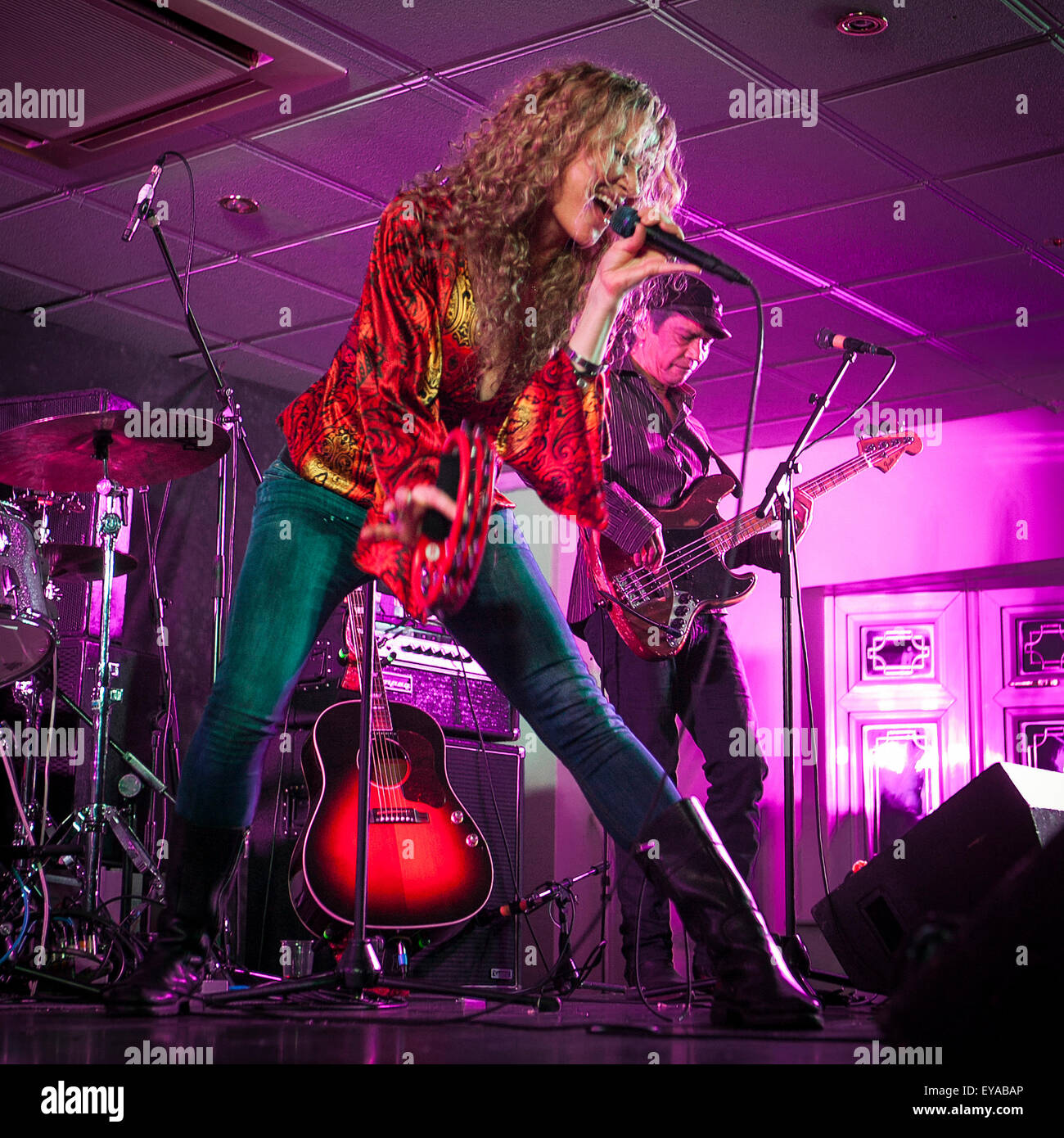 Dana Fuchs live at the Beaverwood Club Stock Photo - Alamy