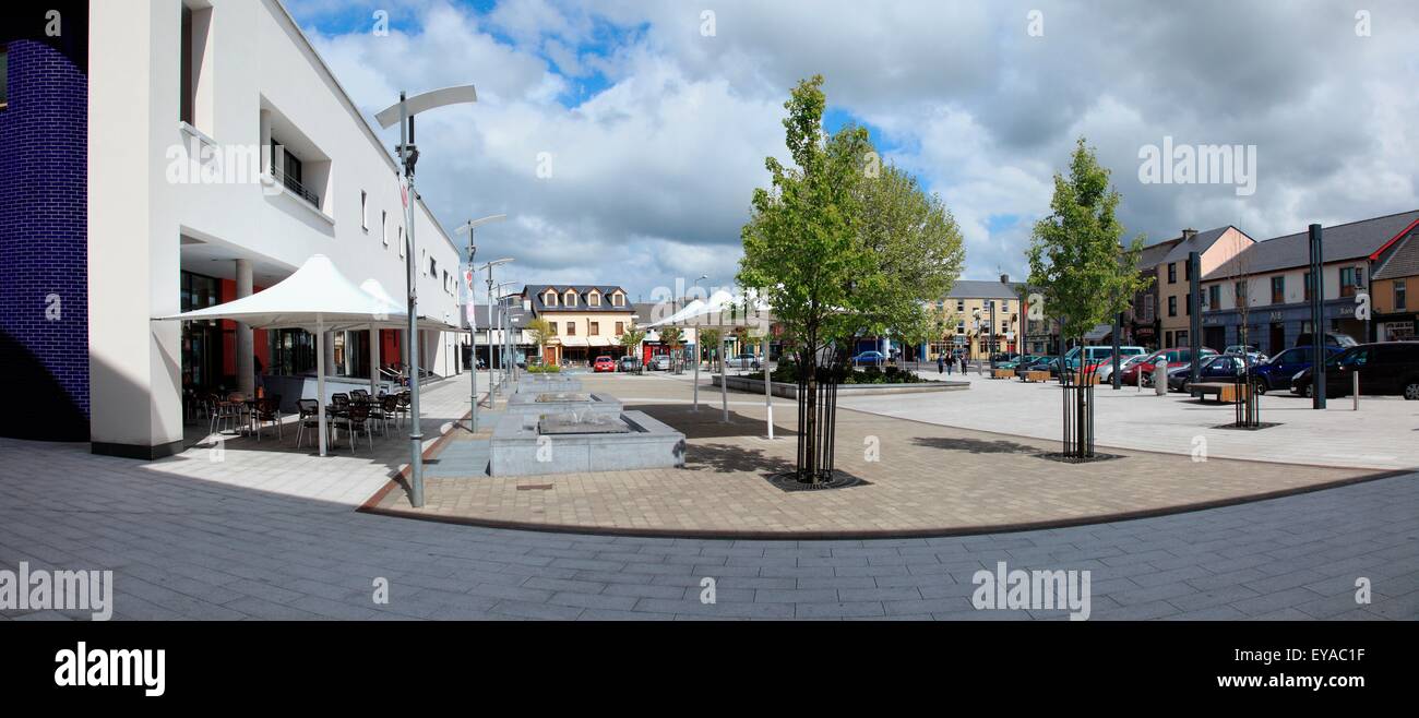 Irish Town Street; Killorglin, County Kerry, Ireland Stock Photo - Alamy