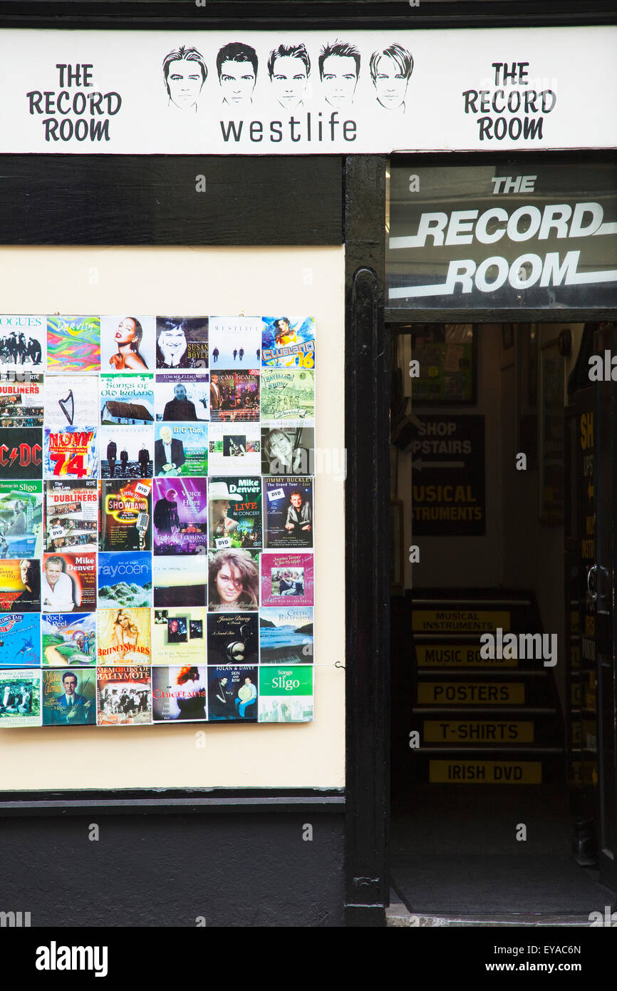 Poster exterior hi-res stock photography and images - Alamy