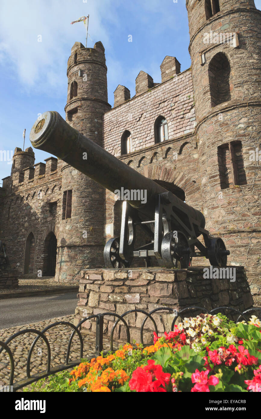 Macroom Castle High Resolution Stock Photography and Images - Alamy