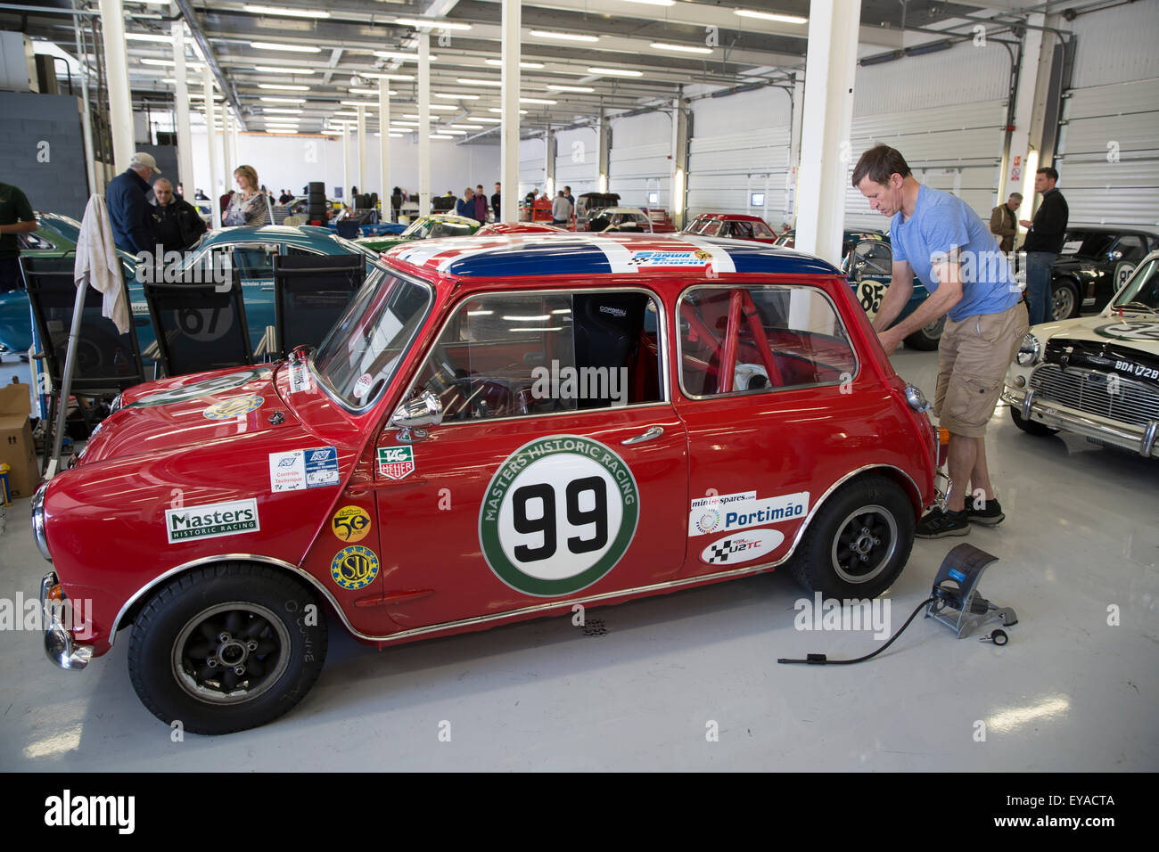 2015 silver anniversary silverstone classic hi-res stock photography ...