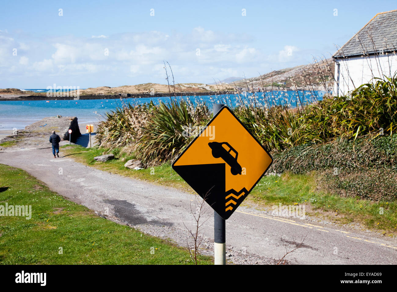 Drop off sign hi-res stock photography and images - Alamy