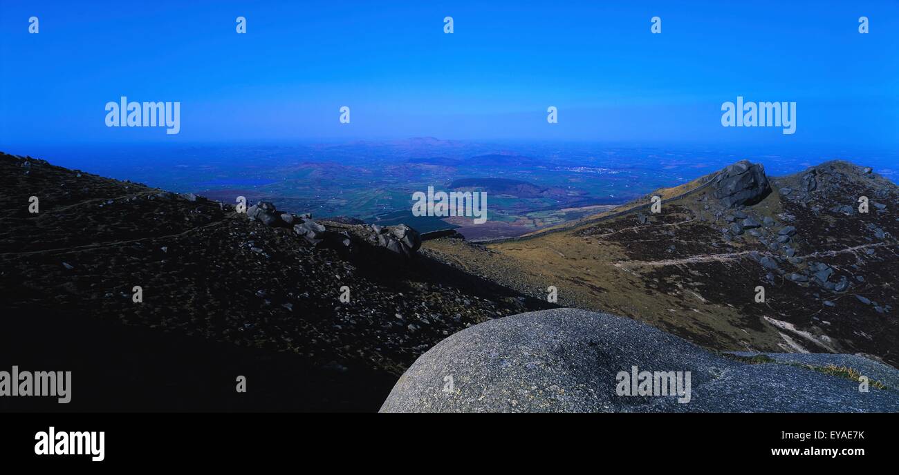 Longview from peak of a mountain hi-res stock photography and images ...