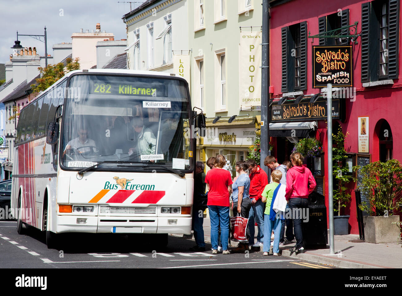Bus stop sign board hi-res stock photography and images - Alamy
