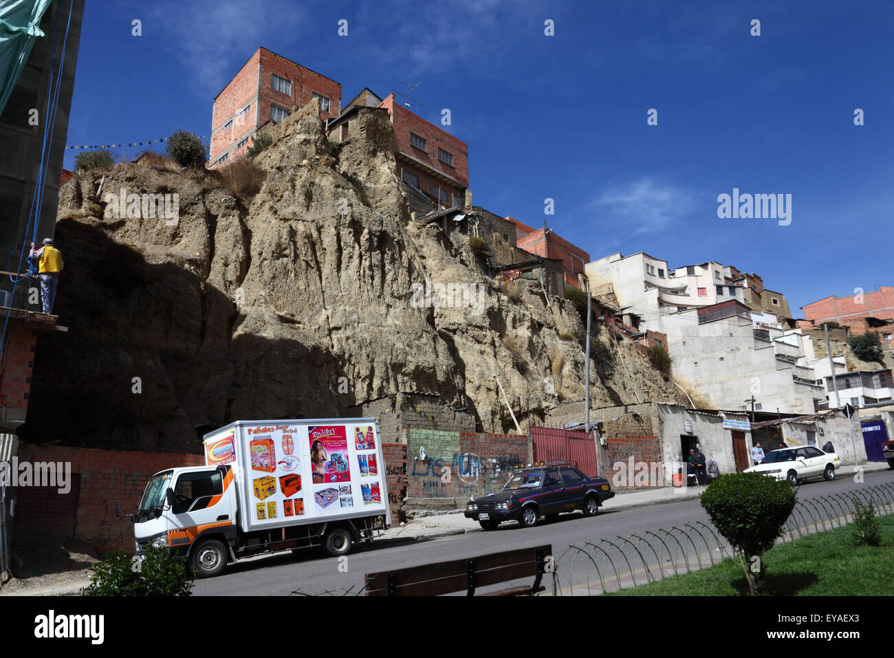 Houses on steep slope hi-res stock photography and images - Alamy