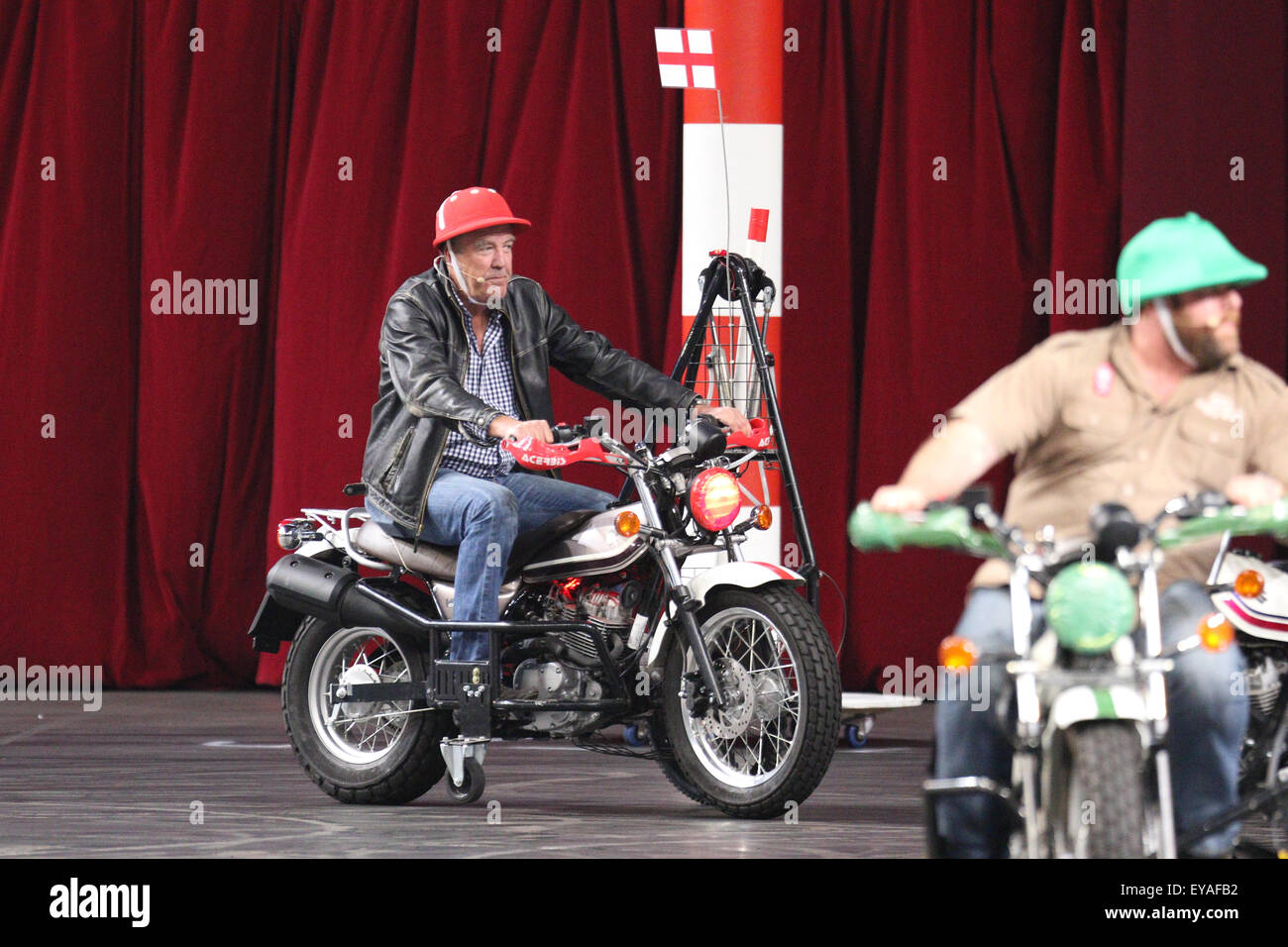 Shane jacobson and jeremy clarkson hi-res stock photography and images ...