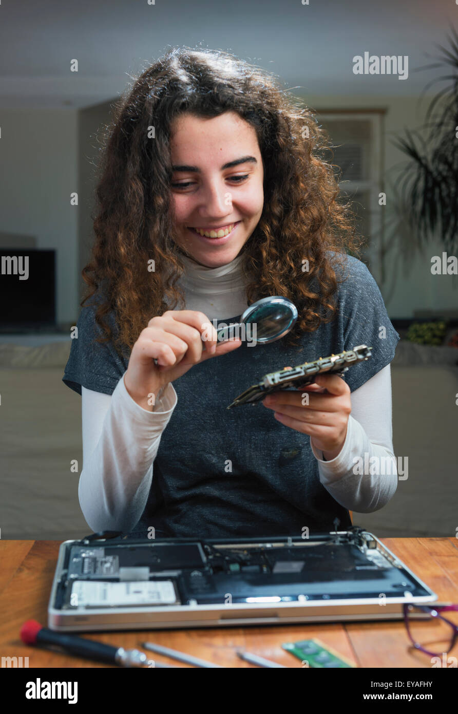 Study teenager hi-res stock photography and images - Alamy
