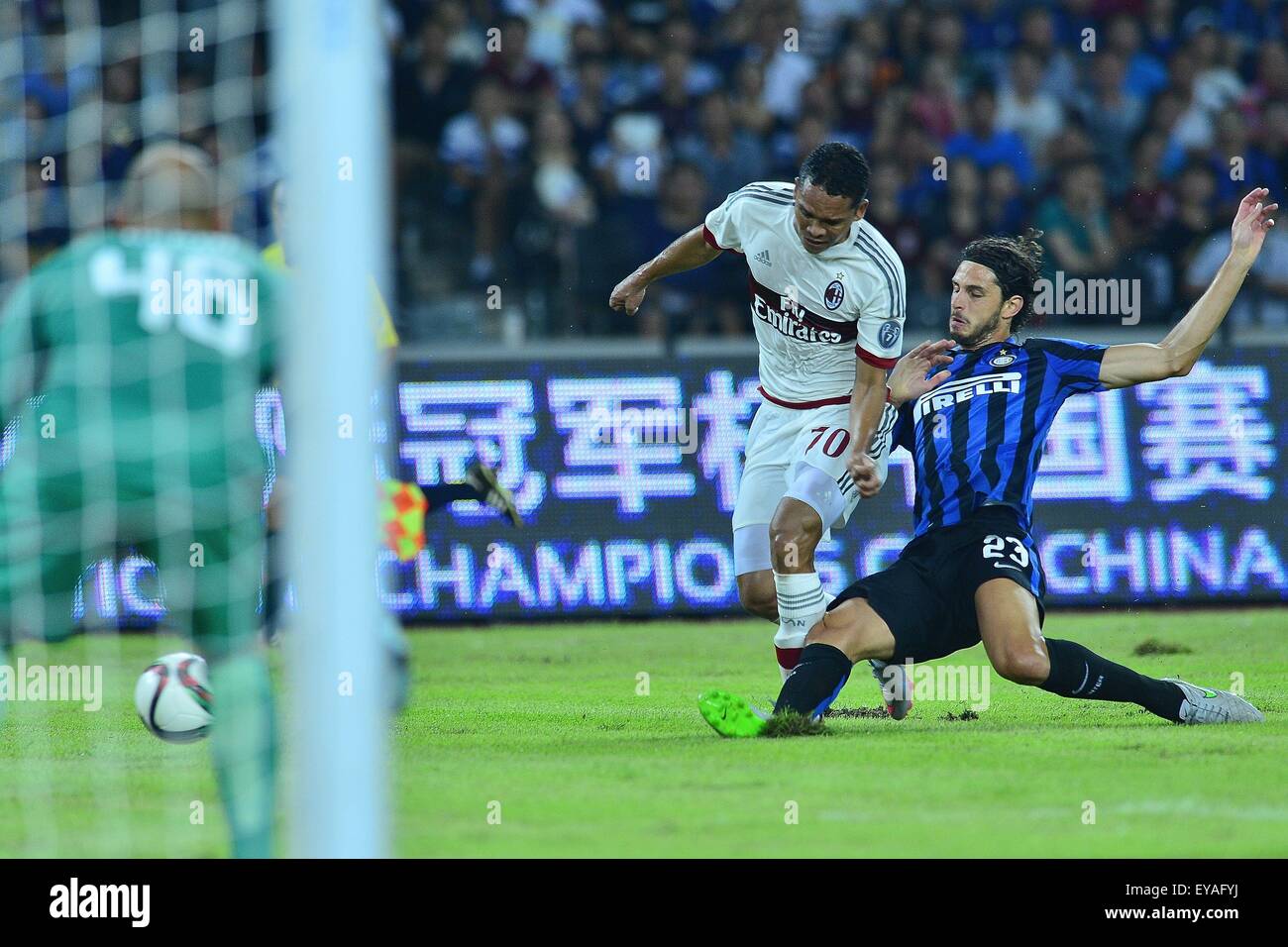 Andrea ranocchia captain hi-res stock photography and images - Alamy