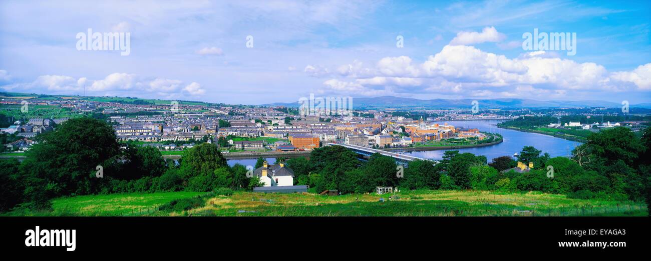 Derry, River Foyle, Co Derry, Ireland; View Of Derry City From Across ...
