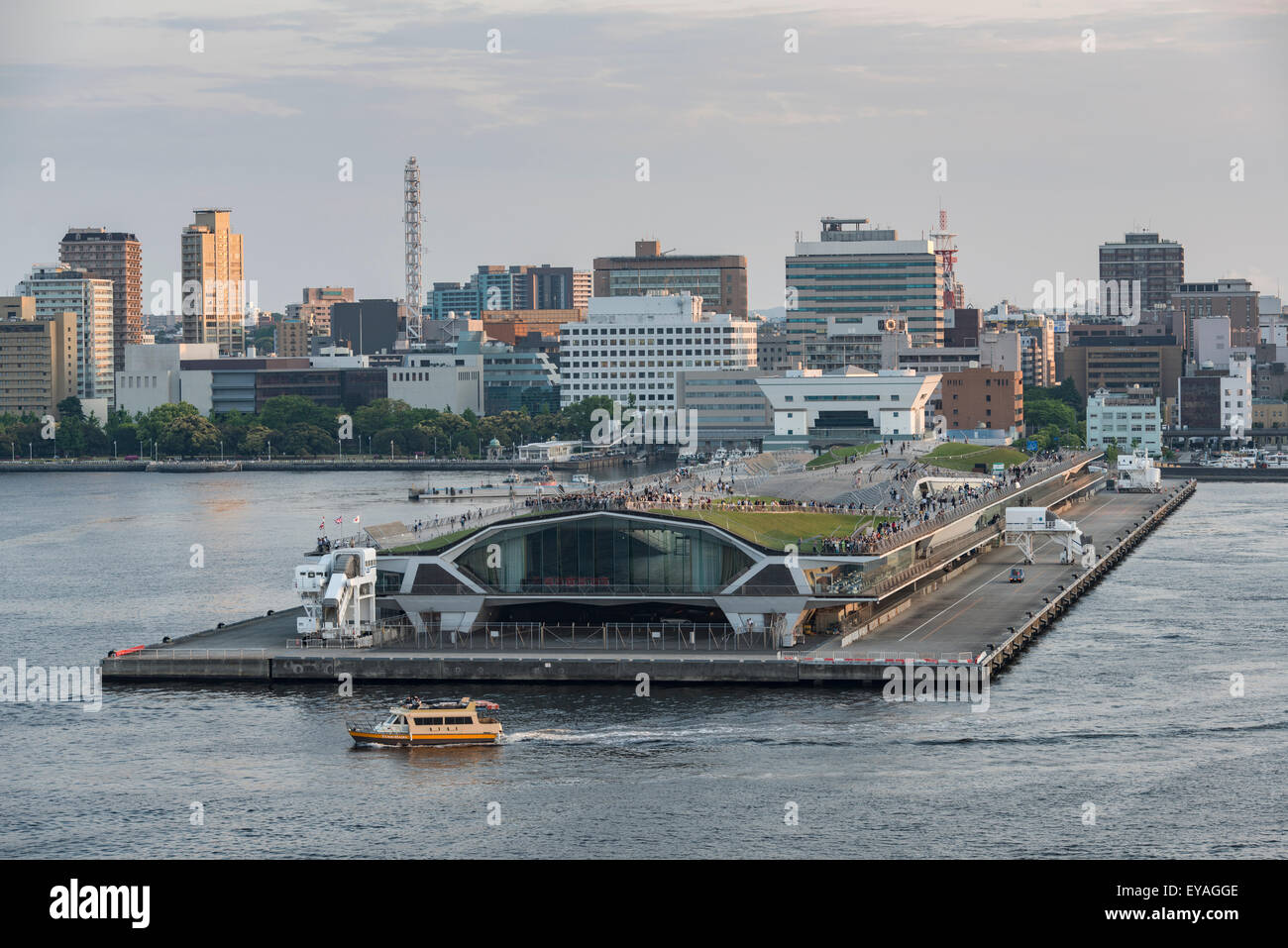 Osanbashi International Passenger Terminal, Yokohama, Japan Stock Photo ...