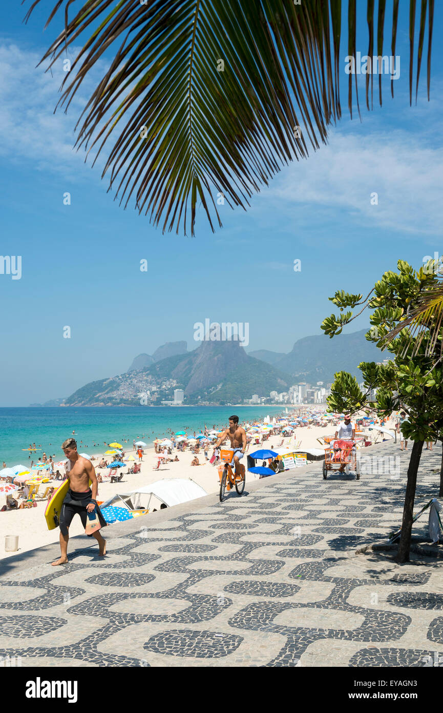Rio people hi-res stock photography and images - Alamy