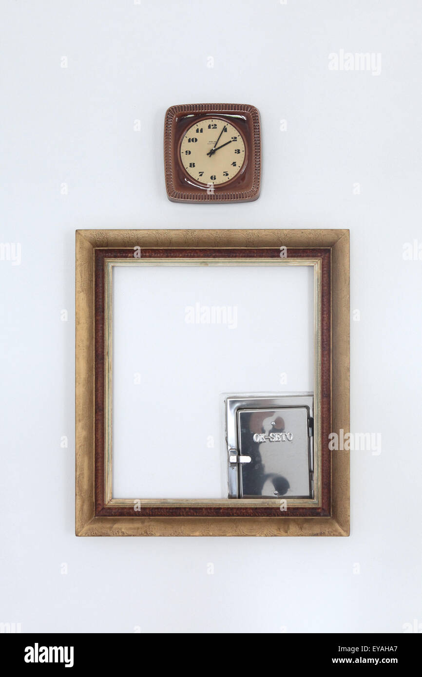 Time frame hi-res stock photography and images - Alamy