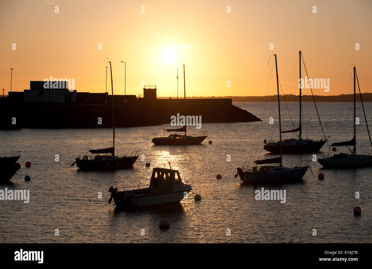 Beautiful coast sunset ireland hi-res stock photography and images - Alamy