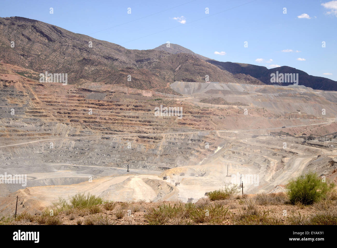 Open pit copper mine, Ray Mine, ASARCO Grupo Mexico, Ray Operations ...