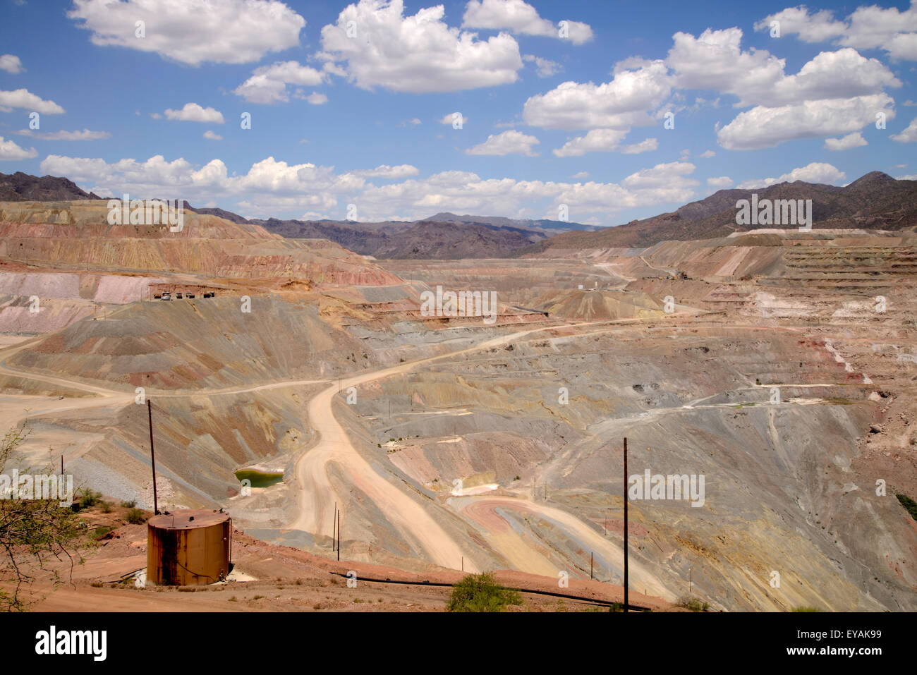 Open pit copper mine, Ray Mine, ASARCO Grupo Mexico, Ray Operations ...