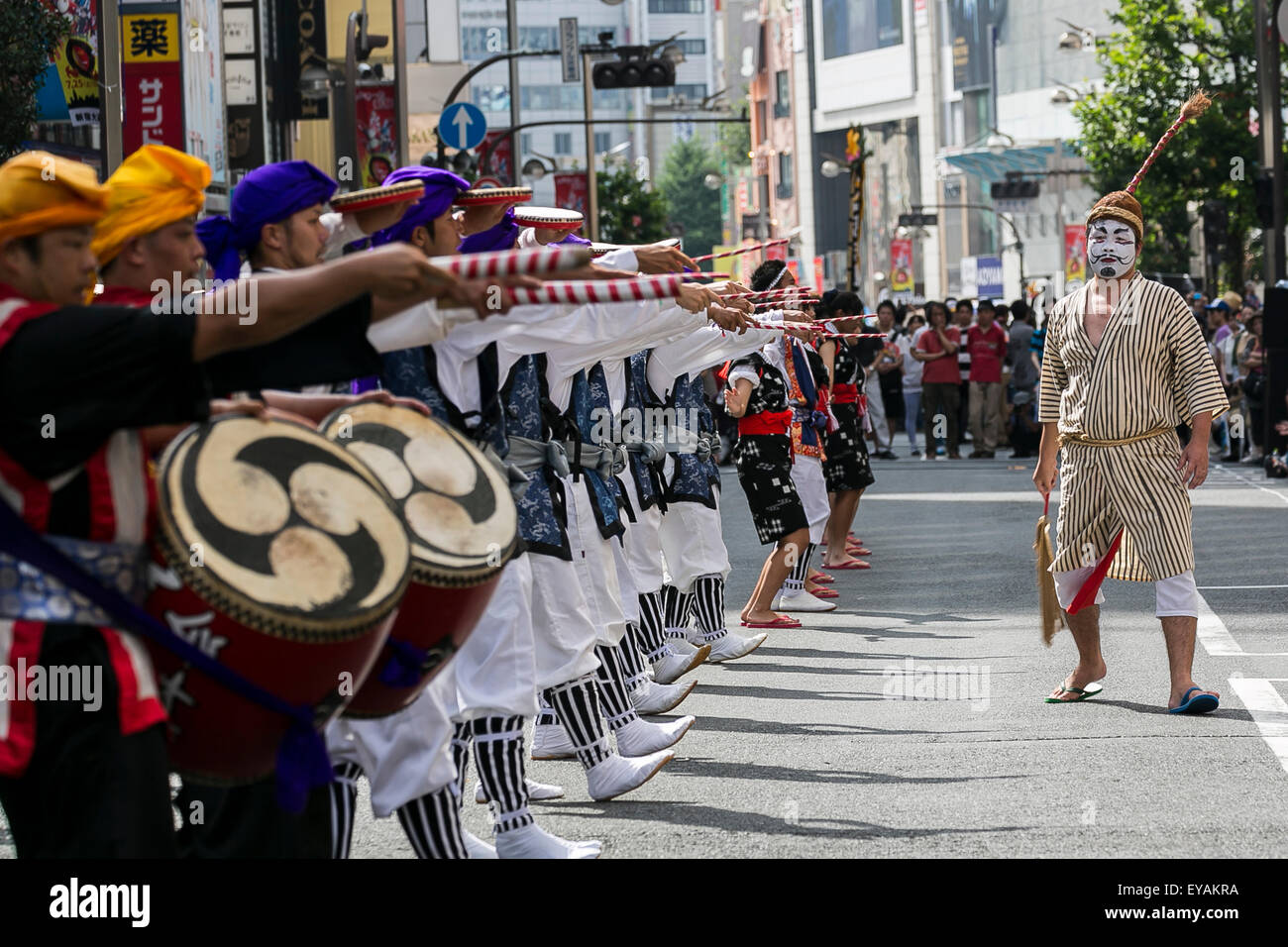 Eisa dancers okinawa hi-res stock photography and images - Alamy