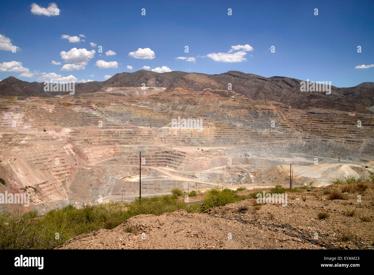 Open pit copper mine, Ray Mine, ASARCO Grupo Mexico, Ray Operations ...