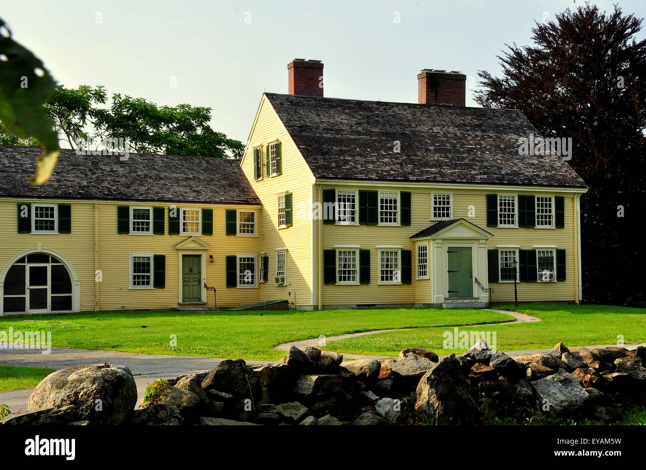 Concord, Massachusetts: The 1715 family home of Major John Buttrick who ...