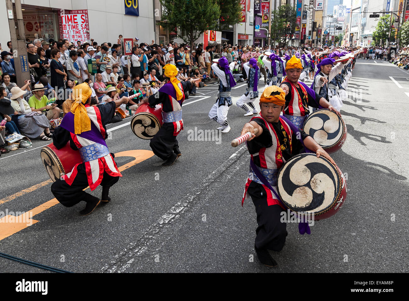 Eisa dancers okinawa hi-res stock photography and images - Alamy