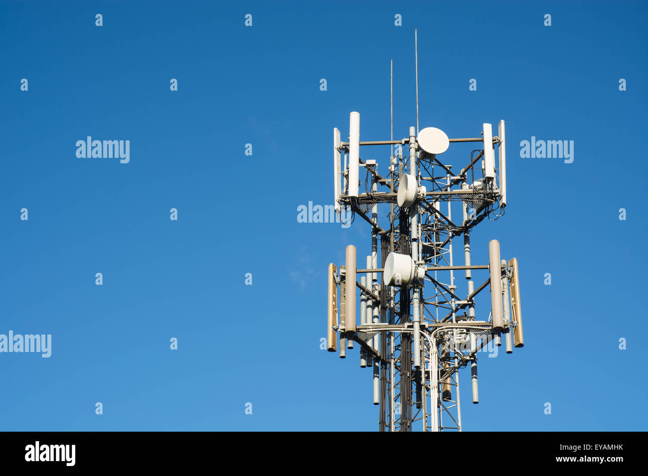 Mobile phone base station hi-res stock photography and images - Alamy