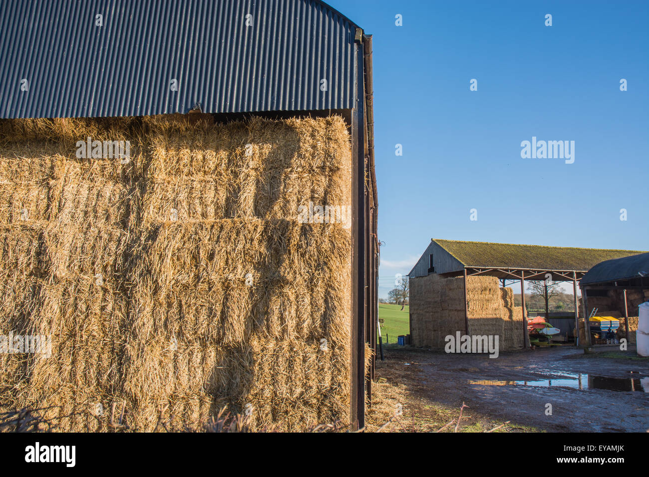 Farmyard storage hi-res stock photography and images - Alamy