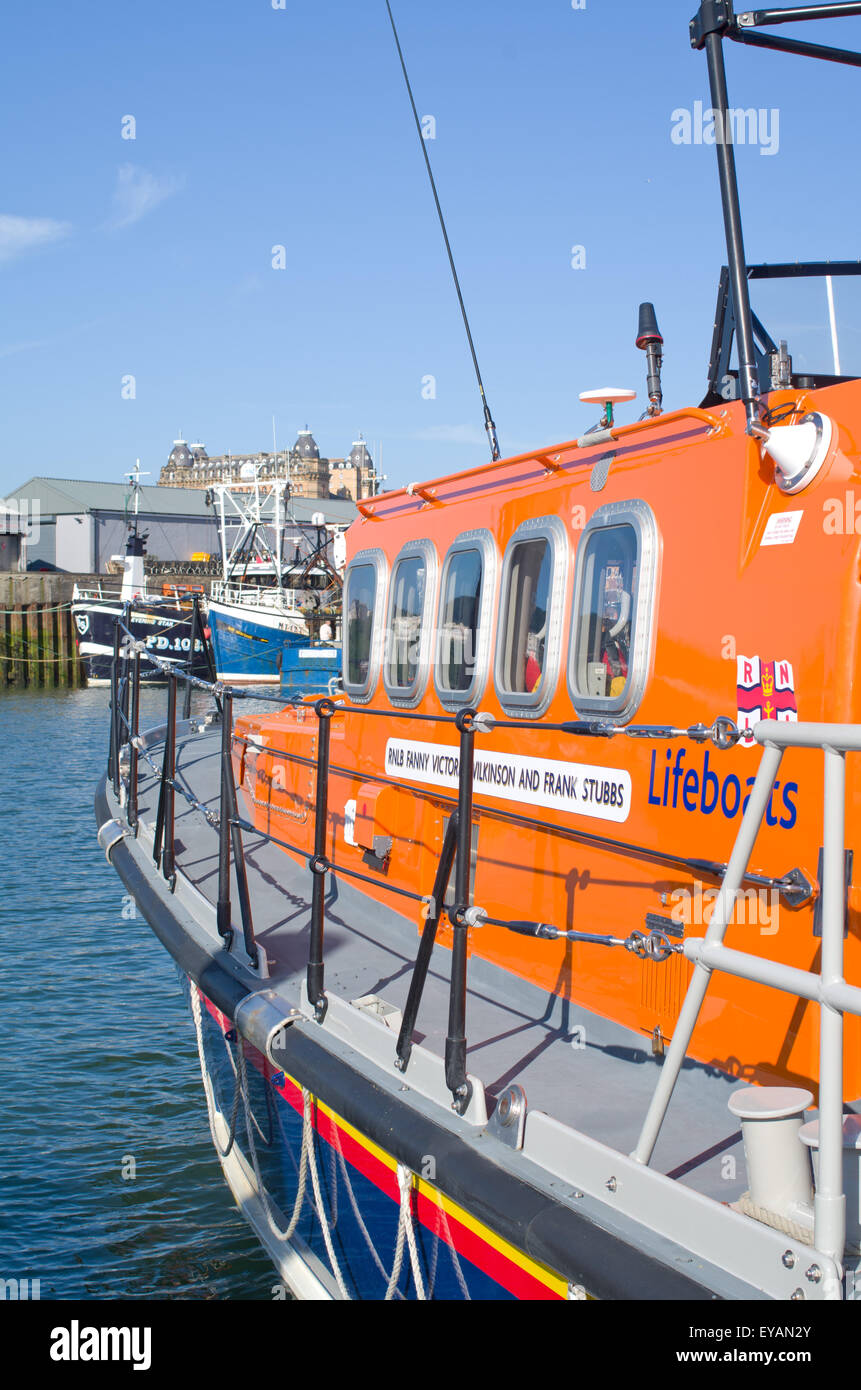 Side view of lifeboat hi-res stock photography and images - Alamy