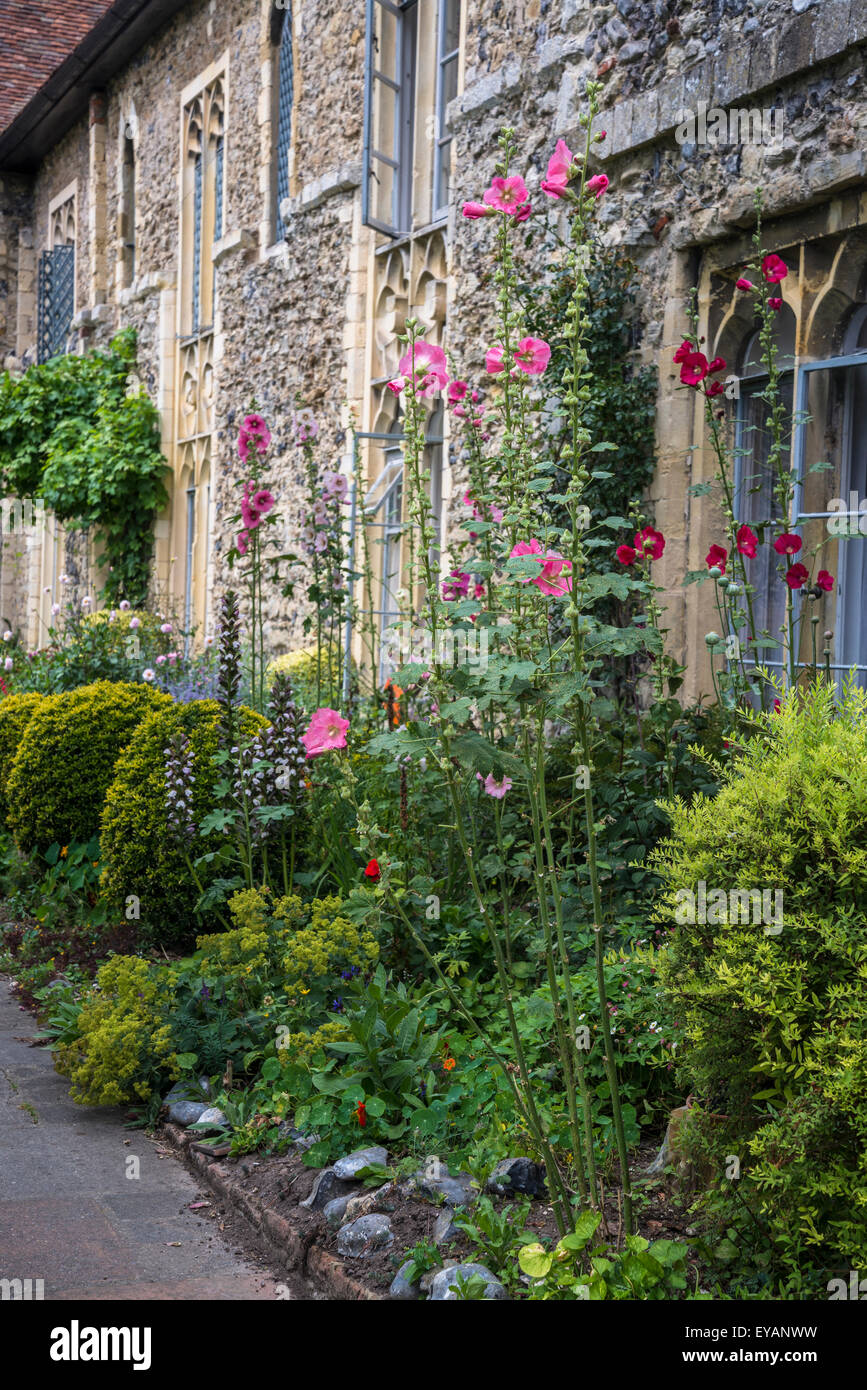 Minster Abbey, St Mildreds Priory Benedictine Nuns, Minster-in-Thanet ...
