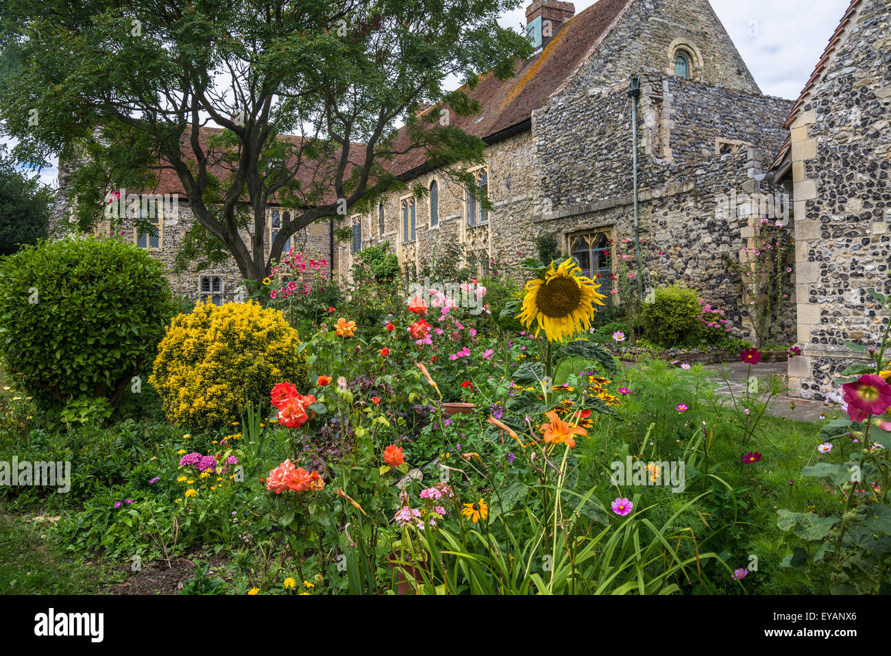 Minster Abbey, St Mildreds Priory Benedictine Nuns, Minster-in-Thanet ...