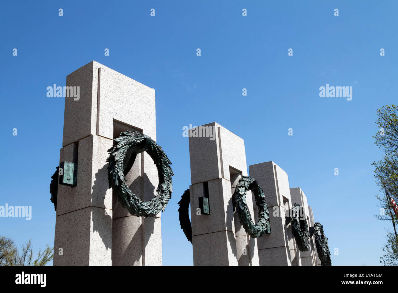 Pillars to each state at The National World War II Memorial in ...