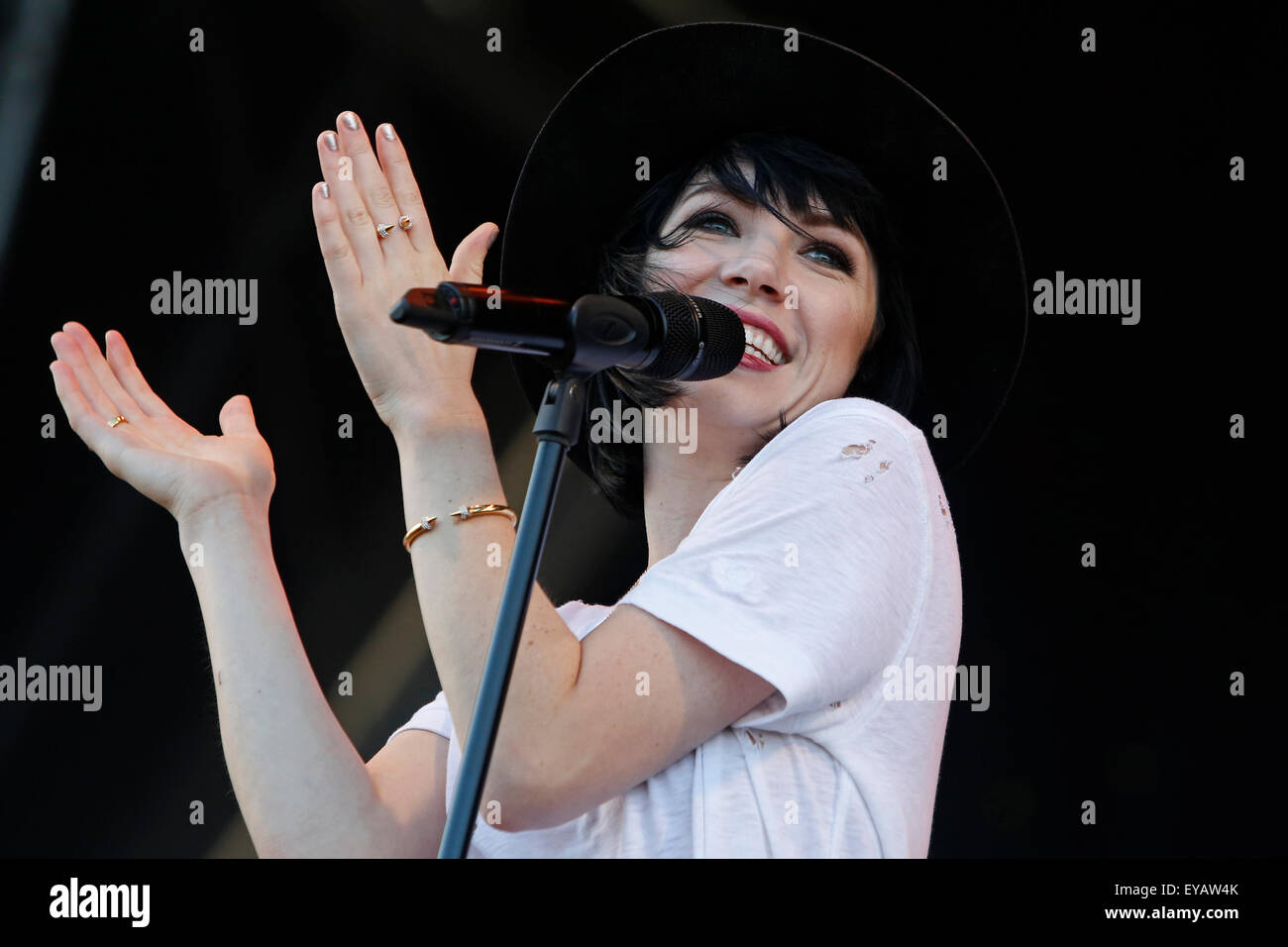 Portsmouth, UK. 25th July, 2015. Canadian singer-songwriter Carly Rae ...