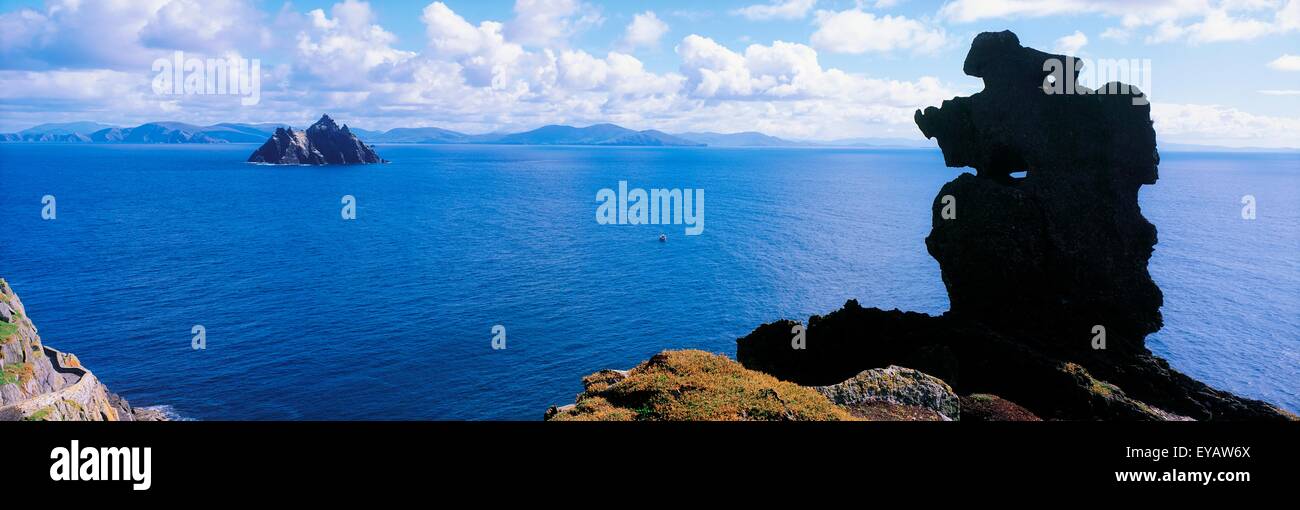 Skellig hi-res stock photography and images - Alamy