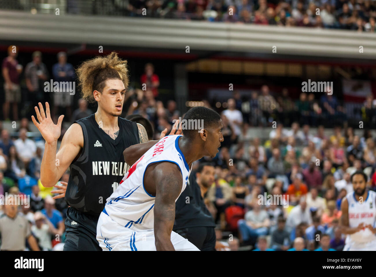 Robert gilchrist hi-res stock photography and images - Alamy