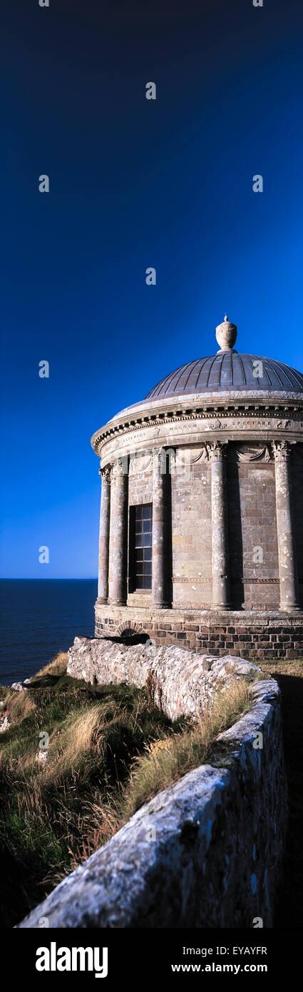 Round circular building hi-res stock photography and images - Alamy