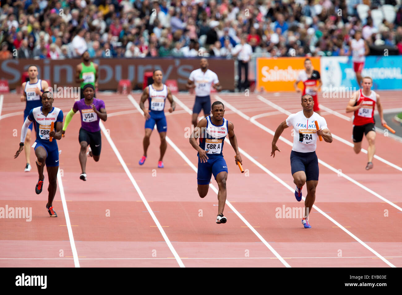 Relay race hi-res stock photography and images - Alamy