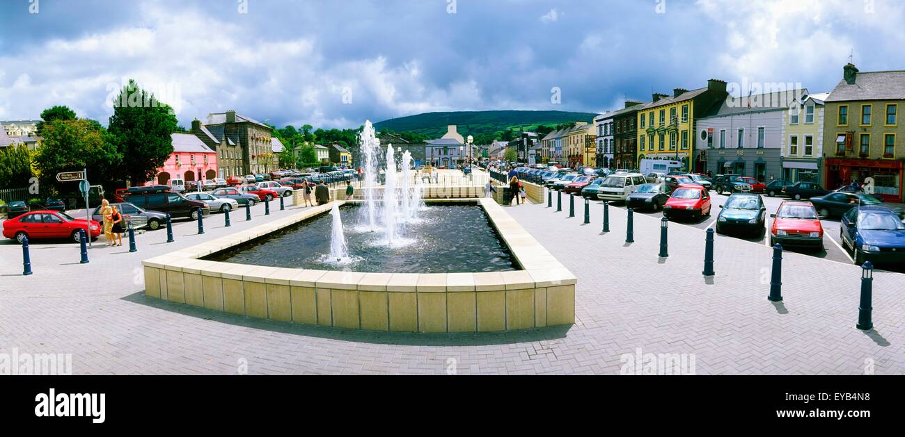 Bantry fountain hi-res stock photography and images - Alamy