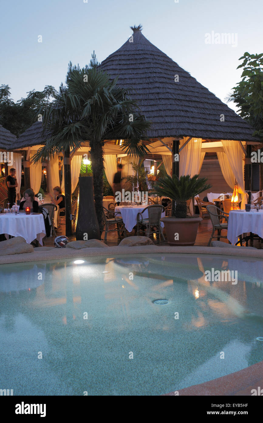 romantic dinner near the pool Stock Photo - Alamy