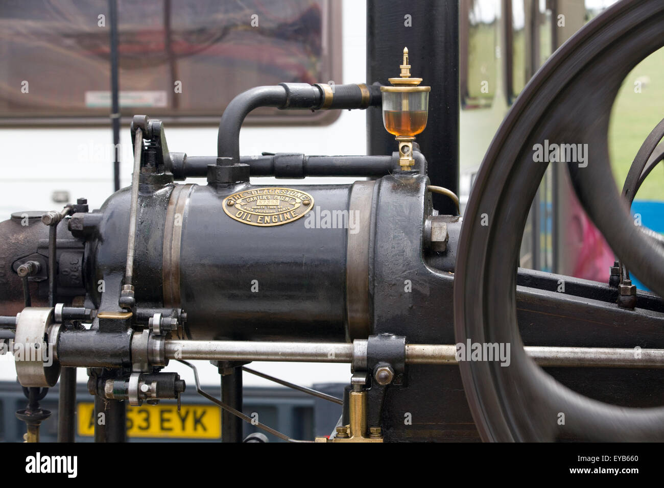 single cylinder, simple expansion, double-acting high pressure steam ...