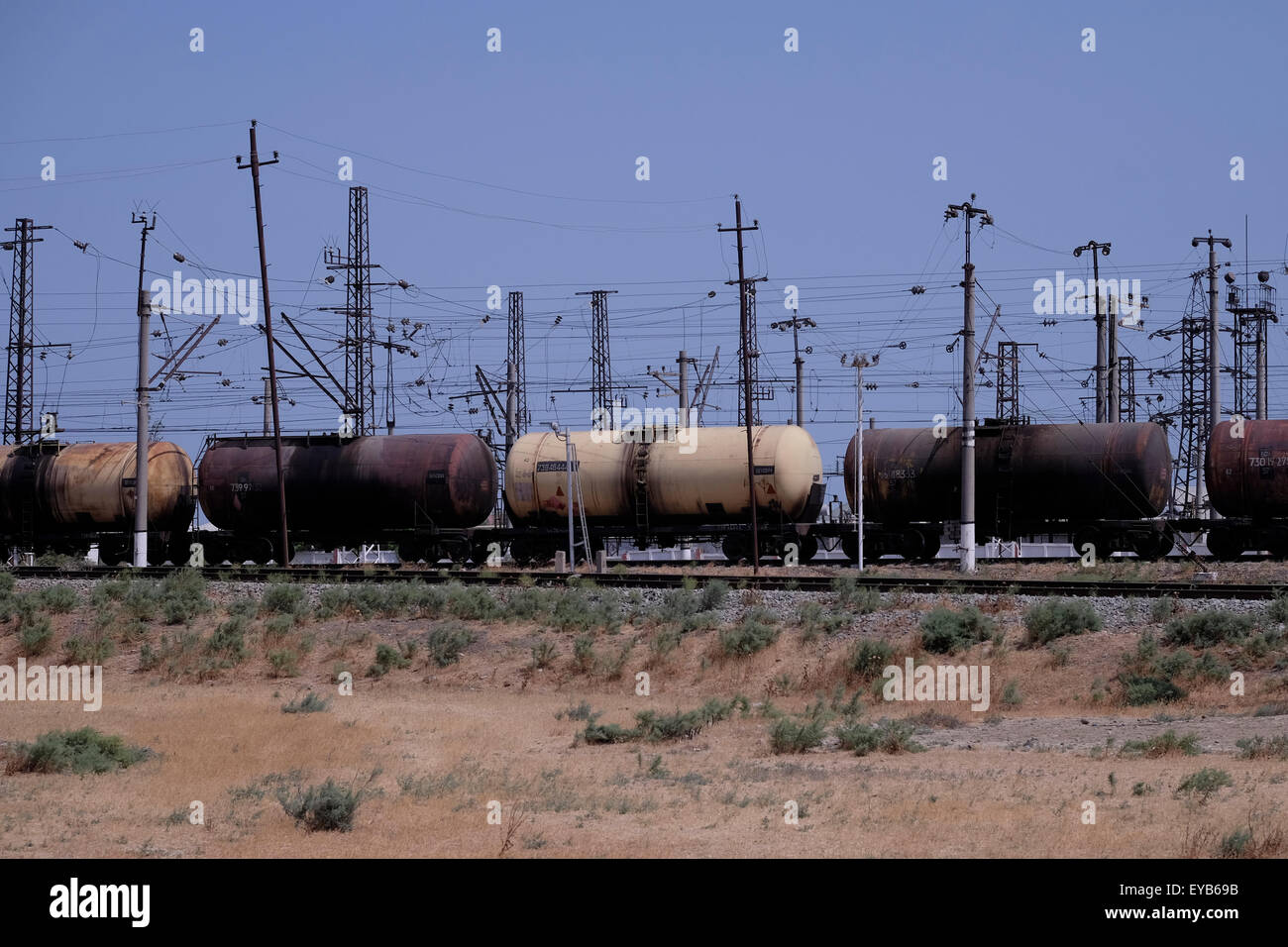 Tankers transport hi-res stock photography and images - Alamy