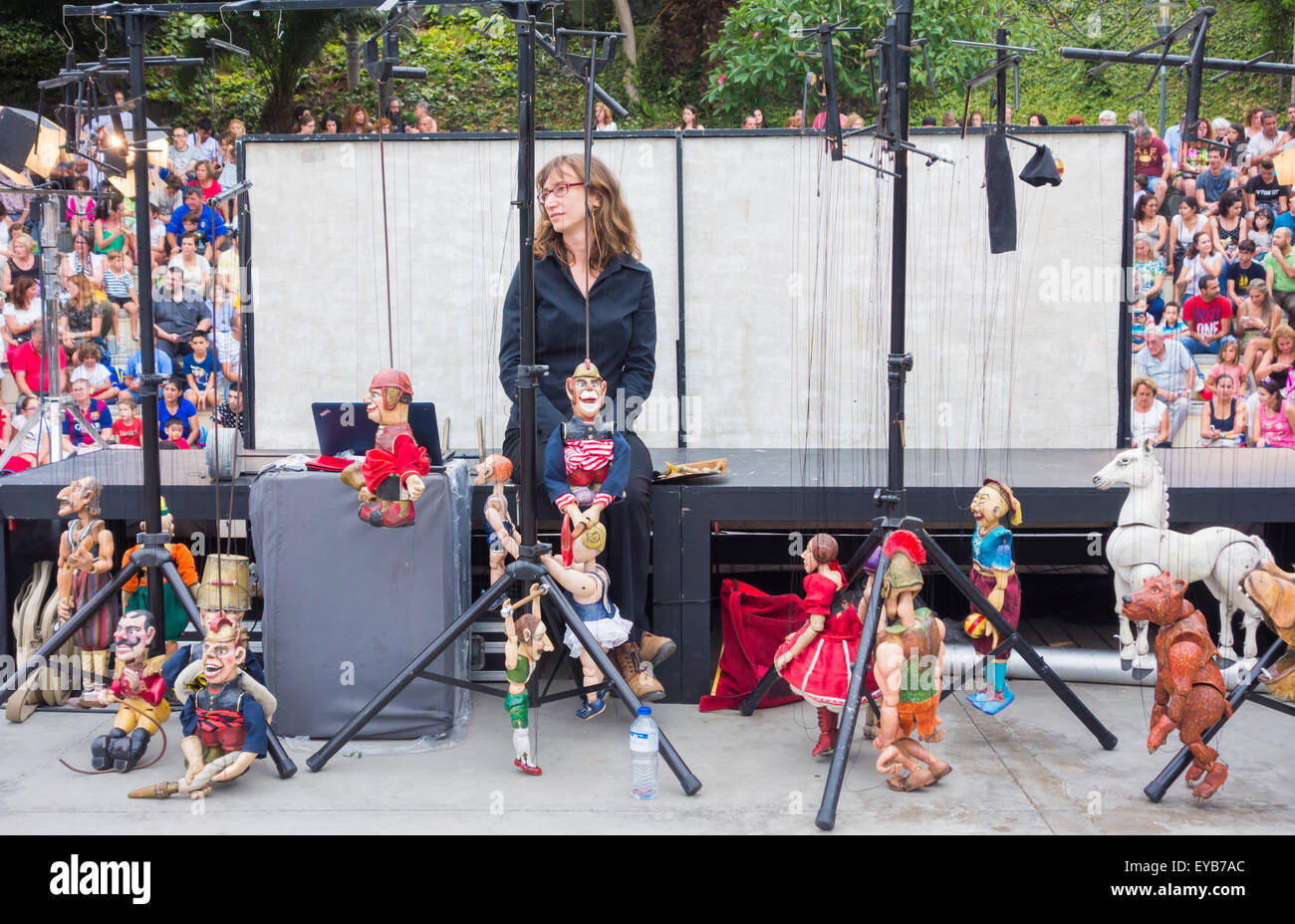 Puppeteer Puppets High Resolution Stock Photography and Images - Alamy