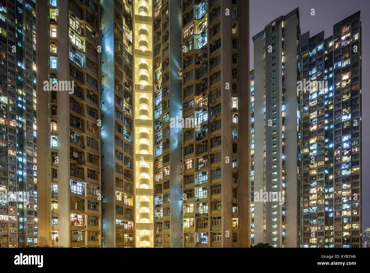 Views looking over the densely populated area of Sai Wan Ho at night ...