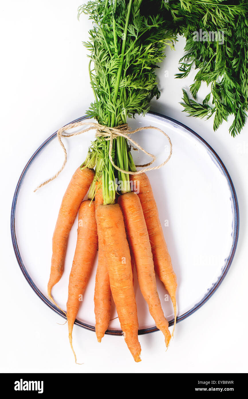 Raw carrots haulm hi-res stock photography and images - Alamy