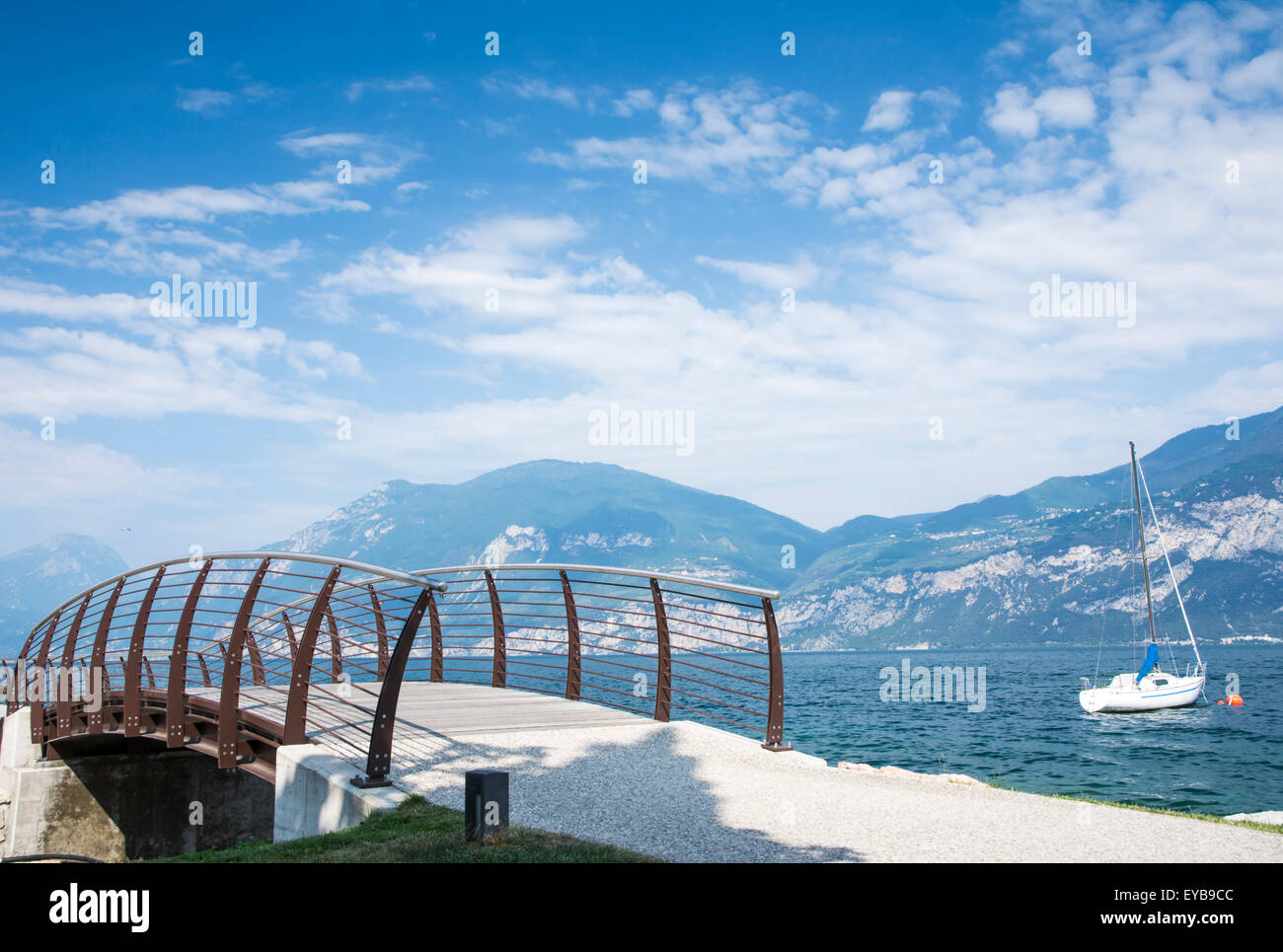 Bridge at the water front of Lake Garda (Italy Stock Photo - Alamy