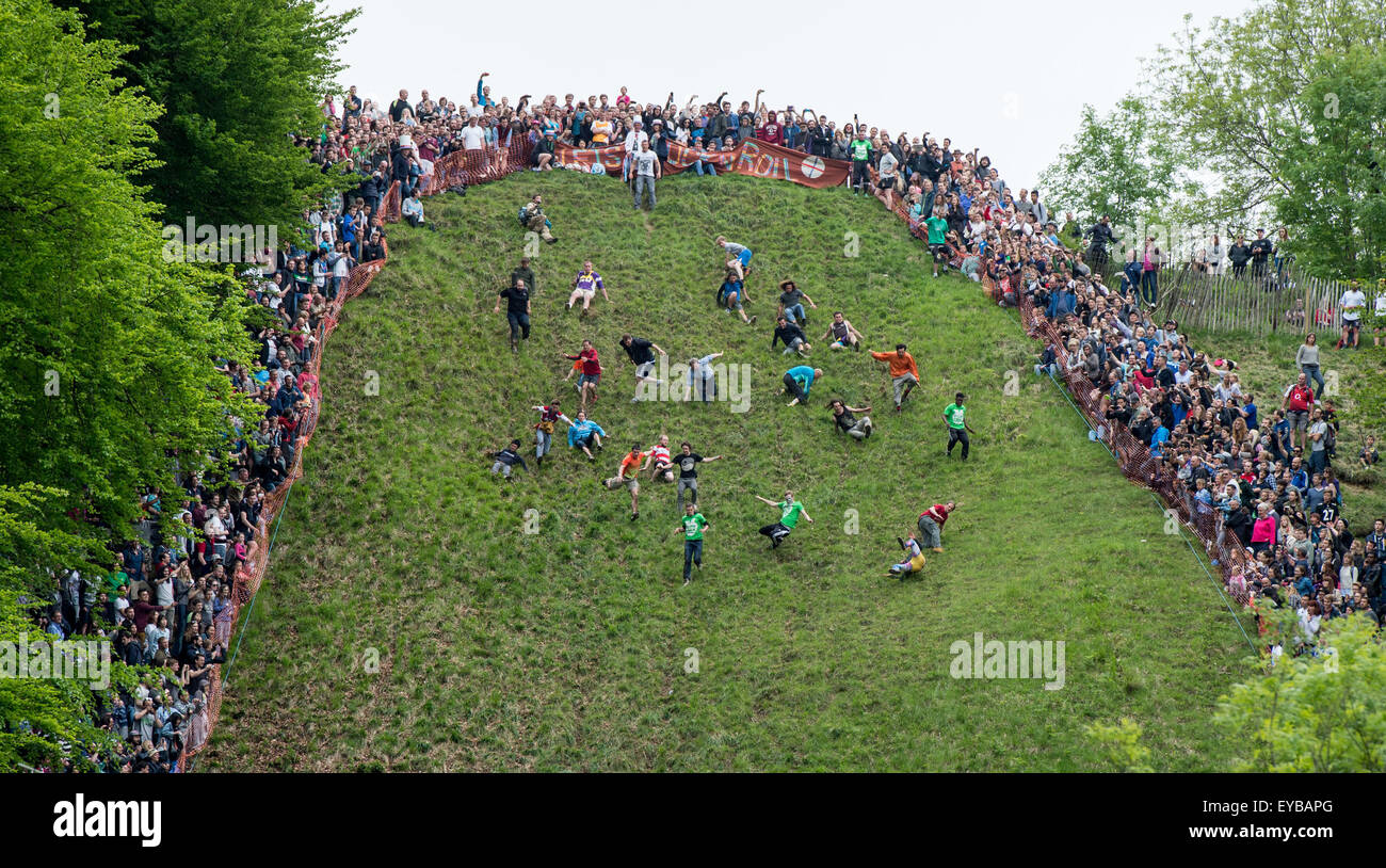 Annual Cheese Rolling at Cooper's Hill in Gloucestershire where people ...