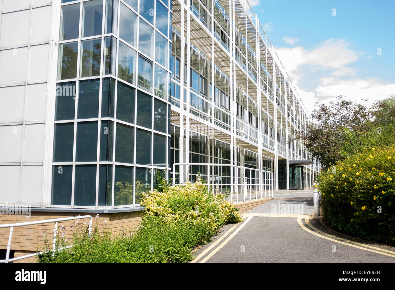 Building at Warwick university campus in Coventry Stock Photo - Alamy