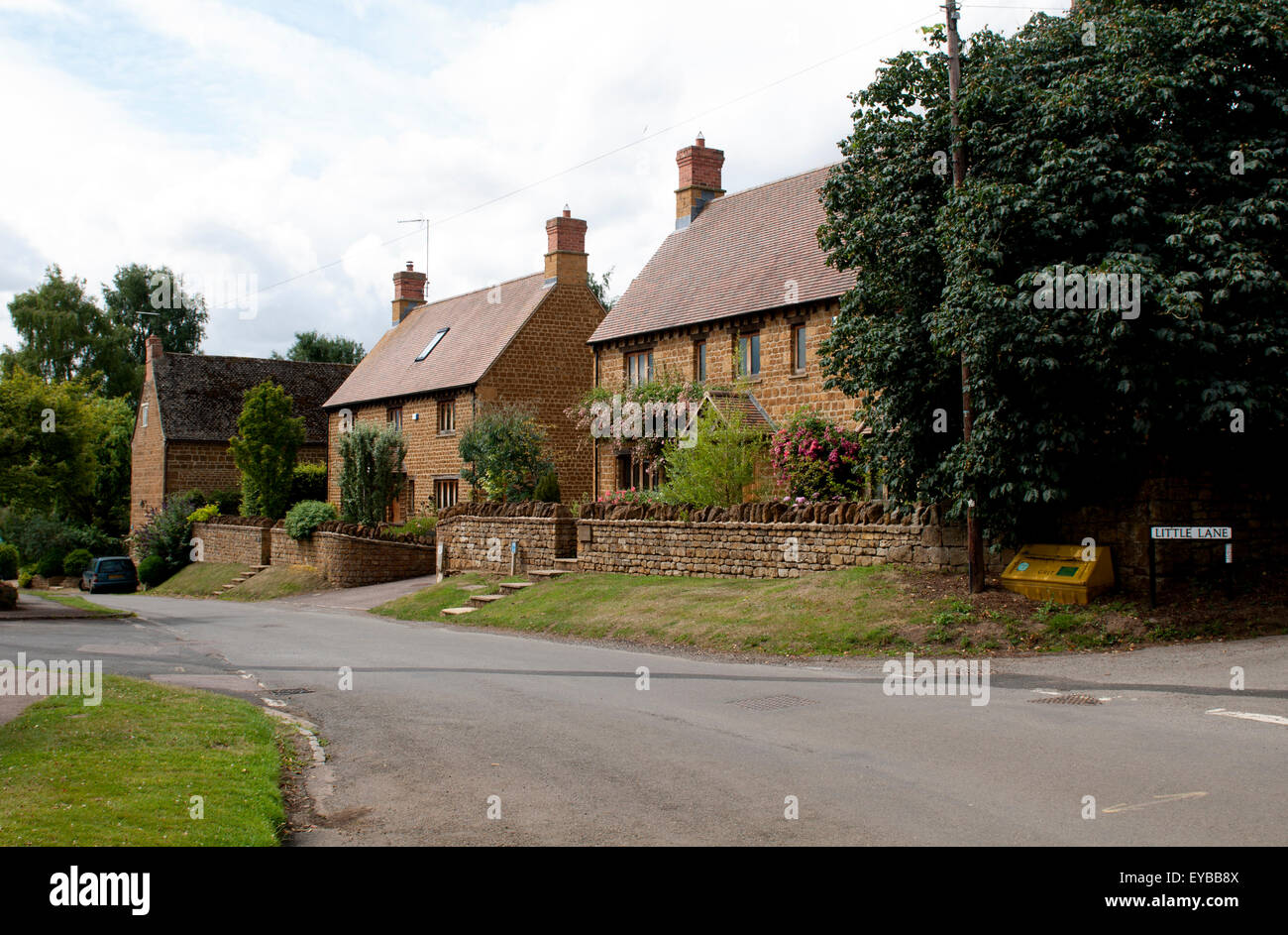 Horley hi-res stock photography and images - Alamy
